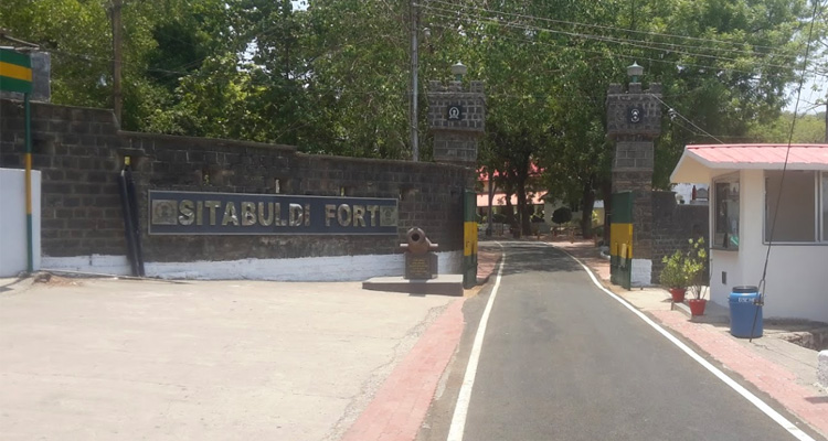 Sitabuldi Fort Nagpur (Entry Fee, Timings, History, Built by, Images ...